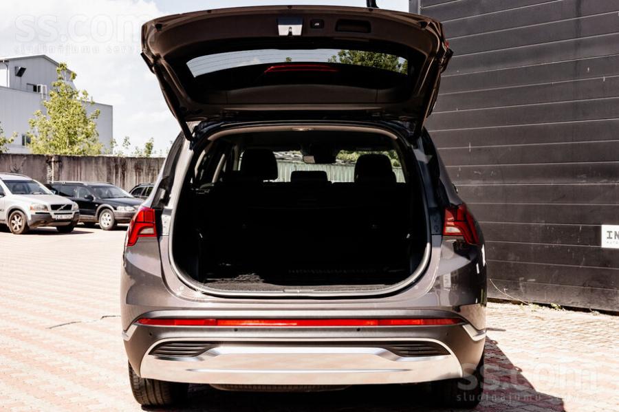 Brūns Hyundai Santa Fe 2023 Rīga, ar dzinēja tilpumu 1.60 L un nobraukumu 120 tūkst. km par 31000 €, foto 8 vietnē AUTOMOTO.COM.LV