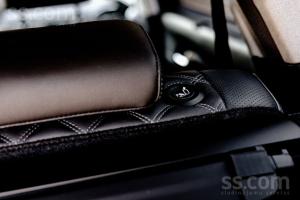 Brūns Hyundai Santa Fe 2023 Rīga, ar dzinēja tilpumu 1.60 L un nobraukumu 120 tūkst. km par 31000 €, foto 11 vietnē AUTOMOTO.COM.LV