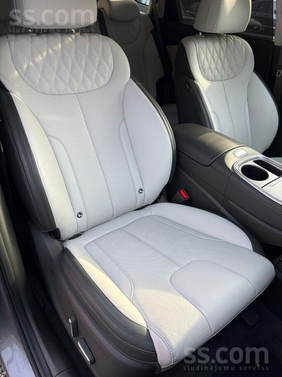 Brūns Hyundai Santa Fe 2023 Rīga, ar dzinēja tilpumu 2.20 L un nobraukumu 34 tūkst. km par 31990 €, foto 14 vietnē AUTOMOTO.COM.LV