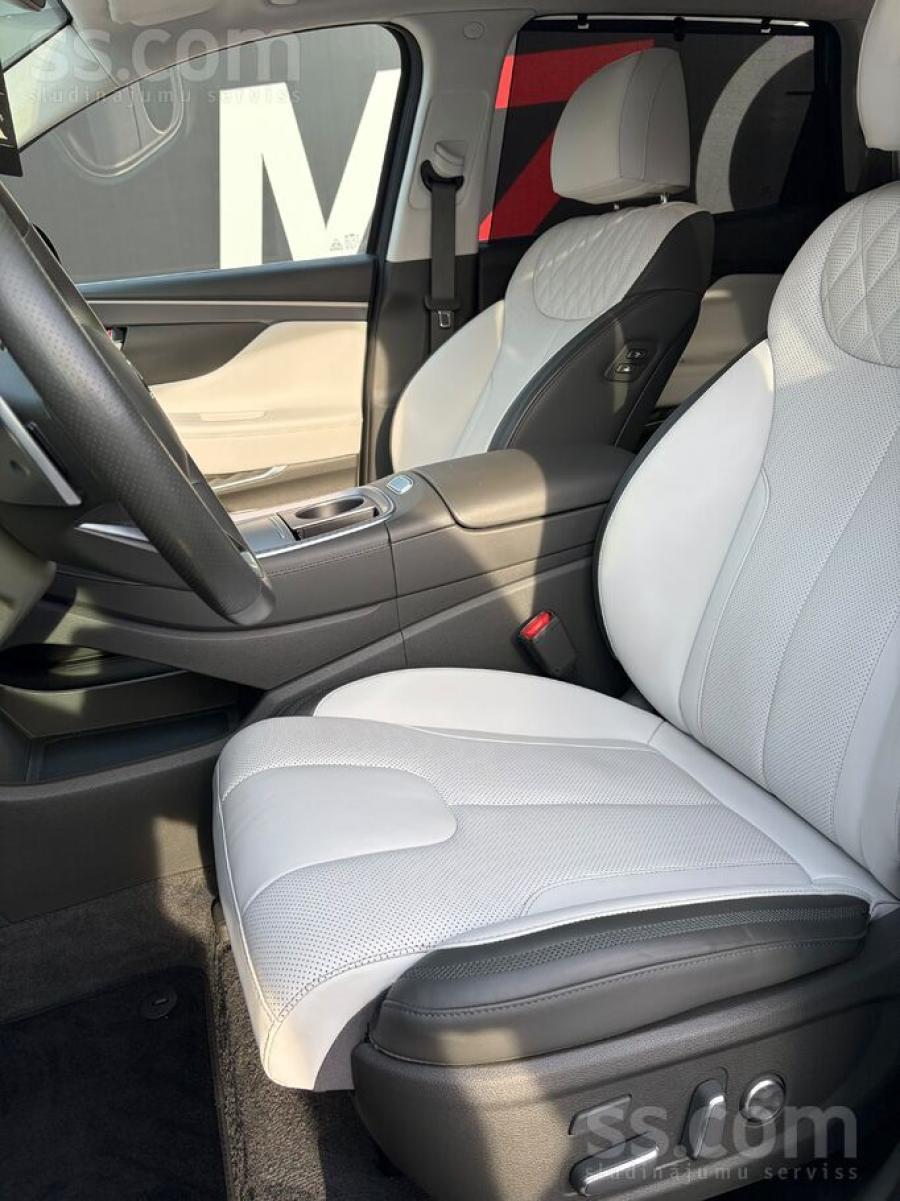Brūns Hyundai Santa Fe 2023 Rīga, ar dzinēja tilpumu 2.20 L un nobraukumu 34 tūkst. km par 31990 €, foto 17 vietnē AUTOMOTO.COM.LV