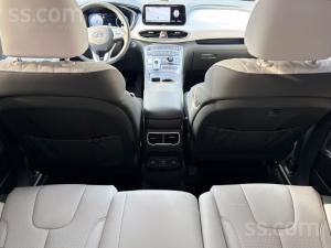 Brūns Hyundai Santa Fe 2023 Rīga, ar dzinēja tilpumu 2.20 L un nobraukumu 34 tūkst. km par 31990 €, foto 20 vietnē AUTOMOTO.COM.LV