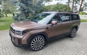 Brūns Hyundai Santa Fe 2025 Vilkaviškis, ar dzinēja tilpumu 2.50 L un nobraukumu 33 tūkst. km par 39500 €, foto 3 vietnē AUTOMOTO.COM.LV