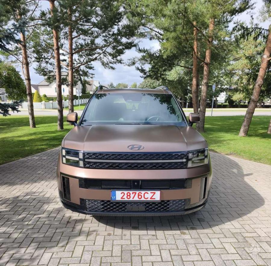 Brūns Hyundai Santa Fe 2025 Vilkaviškis, ar dzinēja tilpumu 2.50 L un nobraukumu 33 tūkst. km par 39500 €, foto 9 vietnē AUTOMOTO.COM.LV