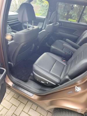 Brūns Hyundai Santa Fe 2025 Vilkaviškis, ar dzinēja tilpumu 2.50 L un nobraukumu 33 tūkst. km par 39500 €, foto 13 vietnē AUTOMOTO.COM.LV
