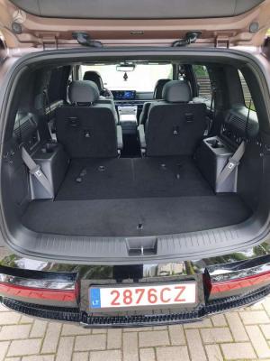 Brūns Hyundai Santa Fe 2025 Vilkaviškis, ar dzinēja tilpumu 2.50 L un nobraukumu 33 tūkst. km par 39500 €, foto 26 vietnē AUTOMOTO.COM.LV