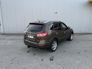 Brūns Hyundai Santa Fe 2011 Tartu, ar dzinēja tilpumu 2.20 L un nobraukumu 308 tūkst. km par 6499 €, foto 4 vietnē AUTOMOTO.COM.LV