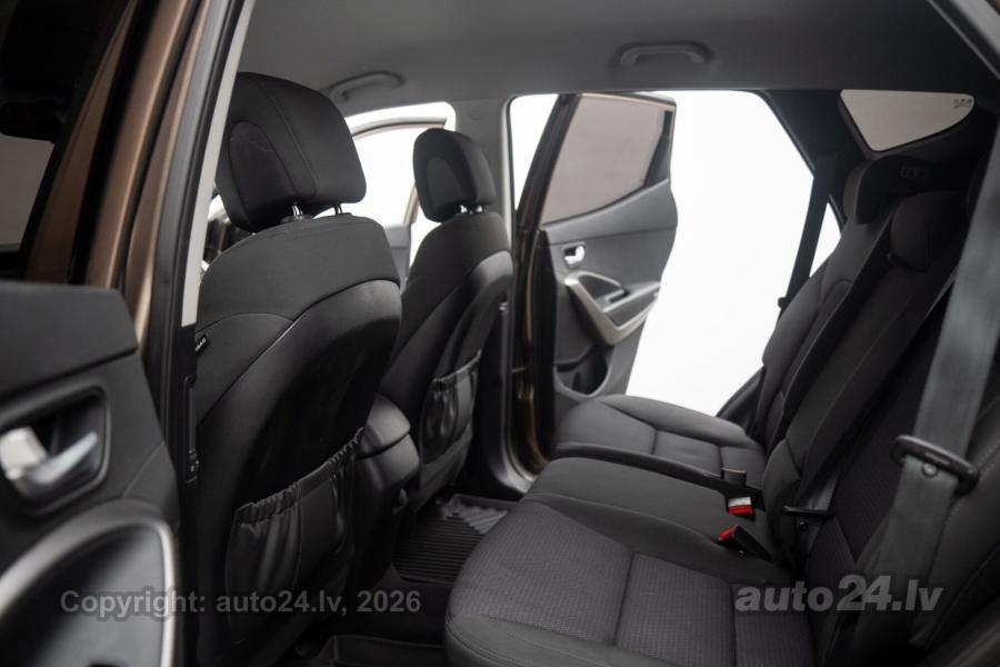 Brūns Hyundai Santa Fe 2013 Tallina, ar dzinēja tilpumu 2.20 L un nobraukumu 110 tūkst. km par 12999 €, foto 9 vietnē AUTOMOTO.COM.LV