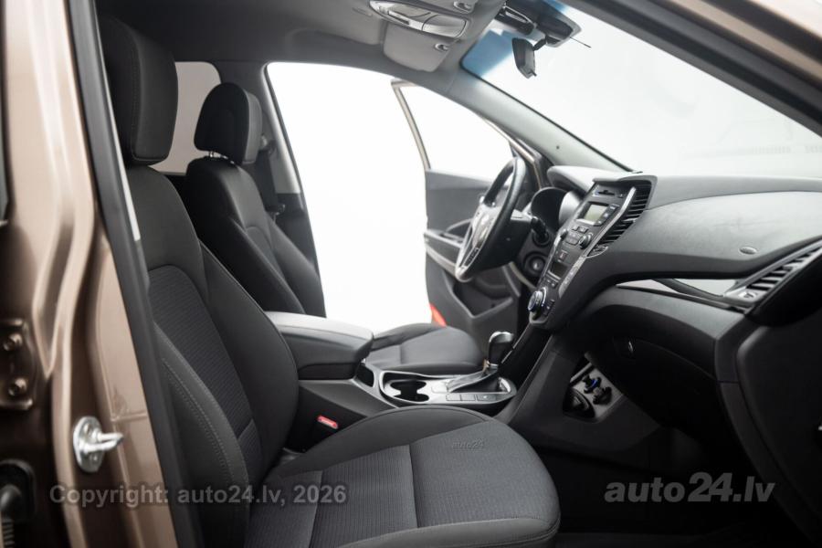 Brūns Hyundai Santa Fe 2013 Tallina, ar dzinēja tilpumu 2.20 L un nobraukumu 110 tūkst. km par 12999 €, foto 11 vietnē AUTOMOTO.COM.LV