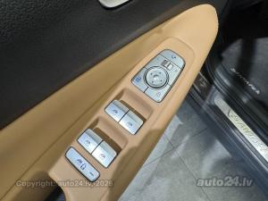 Brūns Hyundai Santa Fe 2021 Tallina, ar dzinēja tilpumu 2.20 L un nobraukumu 106 tūkst. km par 31900 €, foto 9 vietnē AUTOMOTO.COM.LV
