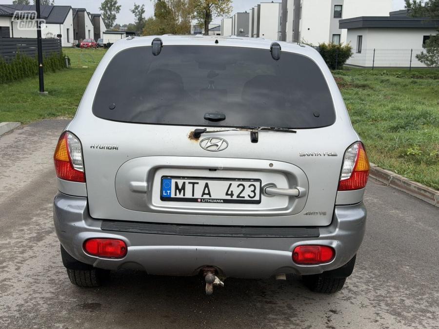 Hyundai Santa Fe 2003 Viļņa, ar dzinēja tilpumu 2.60 L un nobraukumu 230 tūkst. km par 1299 €, foto 8 vietnē AUTOMOTO.COM.LV