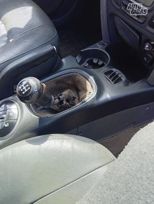 Hyundai Santa Fe 2005 Šauļi, ar dzinēja tilpumu 2.00 L un nobraukumu 414 tūkst. km par 1600 €, foto 6 vietnē AUTOMOTO.COM.LV