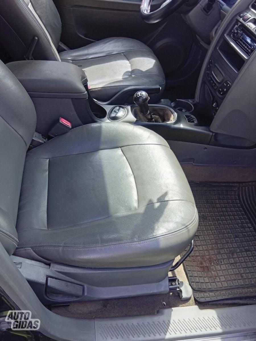 Hyundai Santa Fe 2005 Šauļi, ar dzinēja tilpumu 2.00 L un nobraukumu 414 tūkst. km par 1600 €, foto 11 vietnē AUTOMOTO.COM.LV