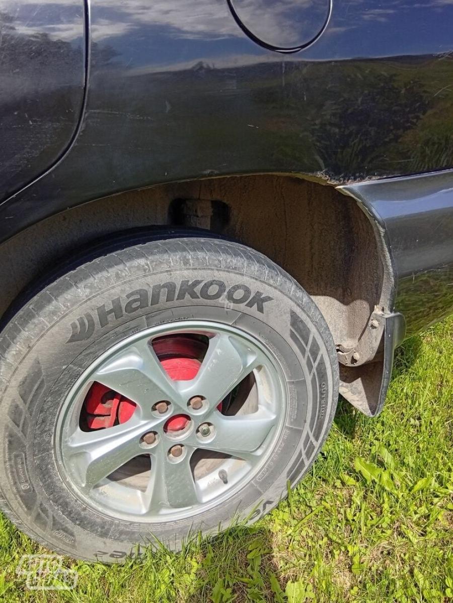 Hyundai Santa Fe 2005 Šauļi, ar dzinēja tilpumu 2.00 L un nobraukumu 414 tūkst. km par 1600 €, foto 16 vietnē AUTOMOTO.COM.LV