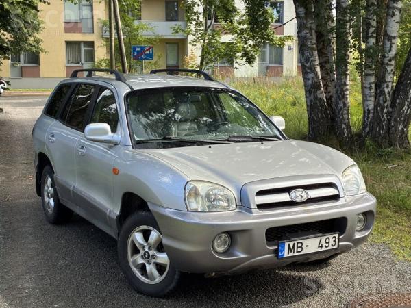 Hyundai Santa Fe 2005 in Riga, with an engine capacity of 2.70 L and mileage of 209 thousand km for 1550 €, photo 1 on AUTOMOTO.COM.LV