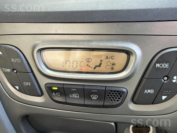 Hyundai Santa Fe 2005 in Riga, with an engine capacity of 2.70 L and mileage of 209 thousand km for 1550 €, photo 8 on AUTOMOTO.COM.LV