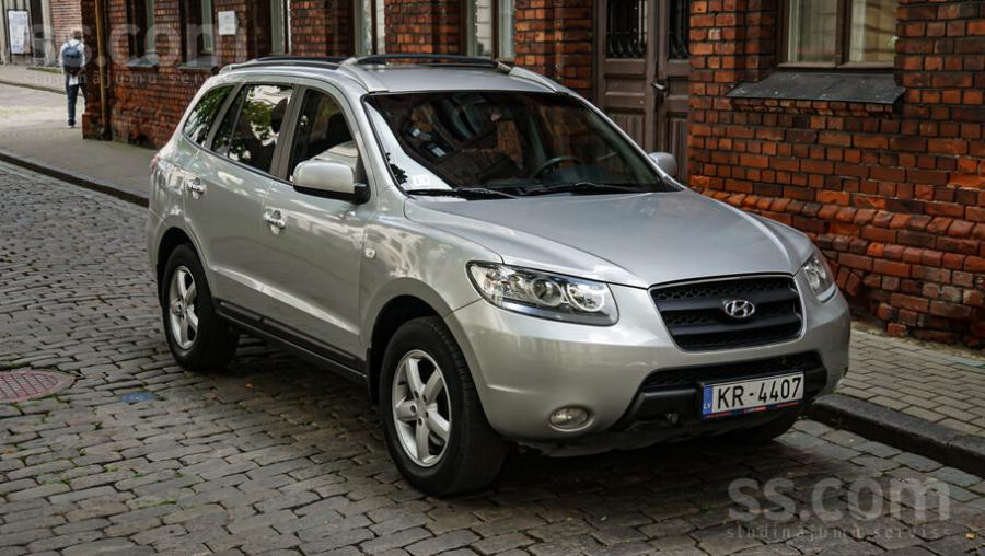 Hyundai Santa Fe 2006 in Riga, with an engine capacity of 2.20 L and mileage of 252 thousand km for 3250 €, photo 6 on AUTOMOTO.COM.LV