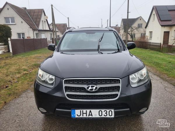 Hyundai Santa Fe 2006 in Alytus, with an engine capacity of 2.20 L and mileage of 370 thousand km for 1350 €, photo 3 on AUTOMOTO.COM.LV