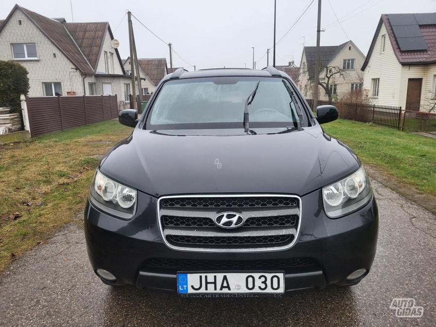 Hyundai Santa Fe 2006 in Alytus, with an engine capacity of 2.20 L and mileage of 370 thousand km for 1350 €, photo 3 on AUTOMOTO.COM.LV