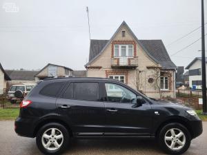 Hyundai Santa Fe 2006 in Alytus, with an engine capacity of 2.20 L and mileage of 370 thousand km for 1350 €, photo 4 on AUTOMOTO.COM.LV