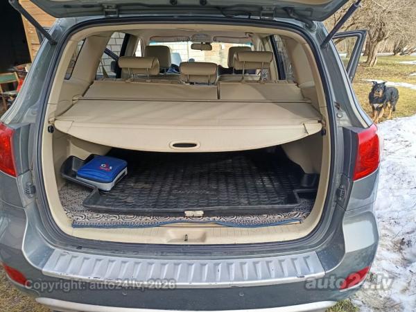 Hyundai Santa Fe 2006 Mustvē, ar dzinēja tilpumu 2.20 L un nobraukumu 238 tūkst. km par 4000 €, foto 7 vietnē AUTOMOTO.COM.LV