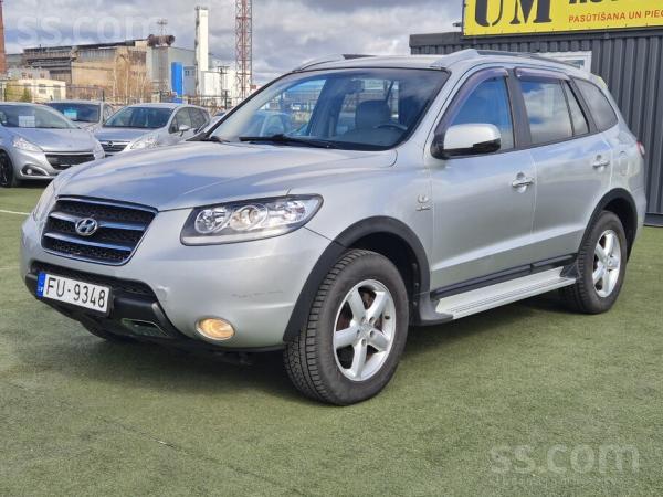 Hyundai Santa Fe 2006 in Liepaja, with an engine capacity of 2.70 L and mileage of 295 thousand km for 2600 €, photo 1 on AUTOMOTO.COM.LV