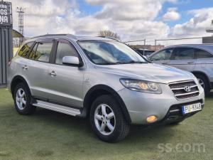 Hyundai Santa Fe 2006 in Liepaja, with an engine capacity of 2.70 L and mileage of 295 thousand km for 2600 €, photo 4 on AUTOMOTO.COM.LV