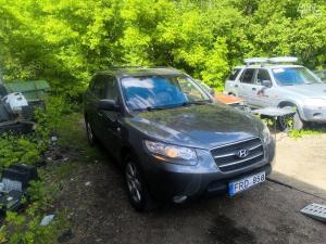 Hyundai Santa Fe 2006 in Kaunas, with an engine capacity of 2.20 L and mileage of 230 thousand km for 1890 €, photo 3 on AUTOMOTO.COM.LV