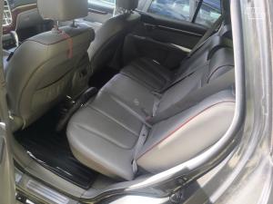 Hyundai Santa Fe 2006 in Kaunas, with an engine capacity of 2.20 L and mileage of 230 thousand km for 1890 €, photo 8 on AUTOMOTO.COM.LV