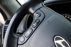Hyundai Santa Fe 2006 in Tukums, with an engine capacity of 2.20 L and mileage of 372 thousand km for 3990 €, photo 11 on AUTOMOTO.COM.LV