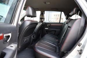 Hyundai Santa Fe 2006 in Tukums, with an engine capacity of 2.20 L and mileage of 372 thousand km for 3990 €, photo 17 on AUTOMOTO.COM.LV