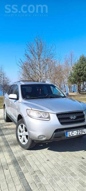 Hyundai Santa Fe 2006 in Riga, with an engine capacity of 2.70 L and mileage of 253 thousand km for 3700 €, photo 6 on AUTOMOTO.COM.LV