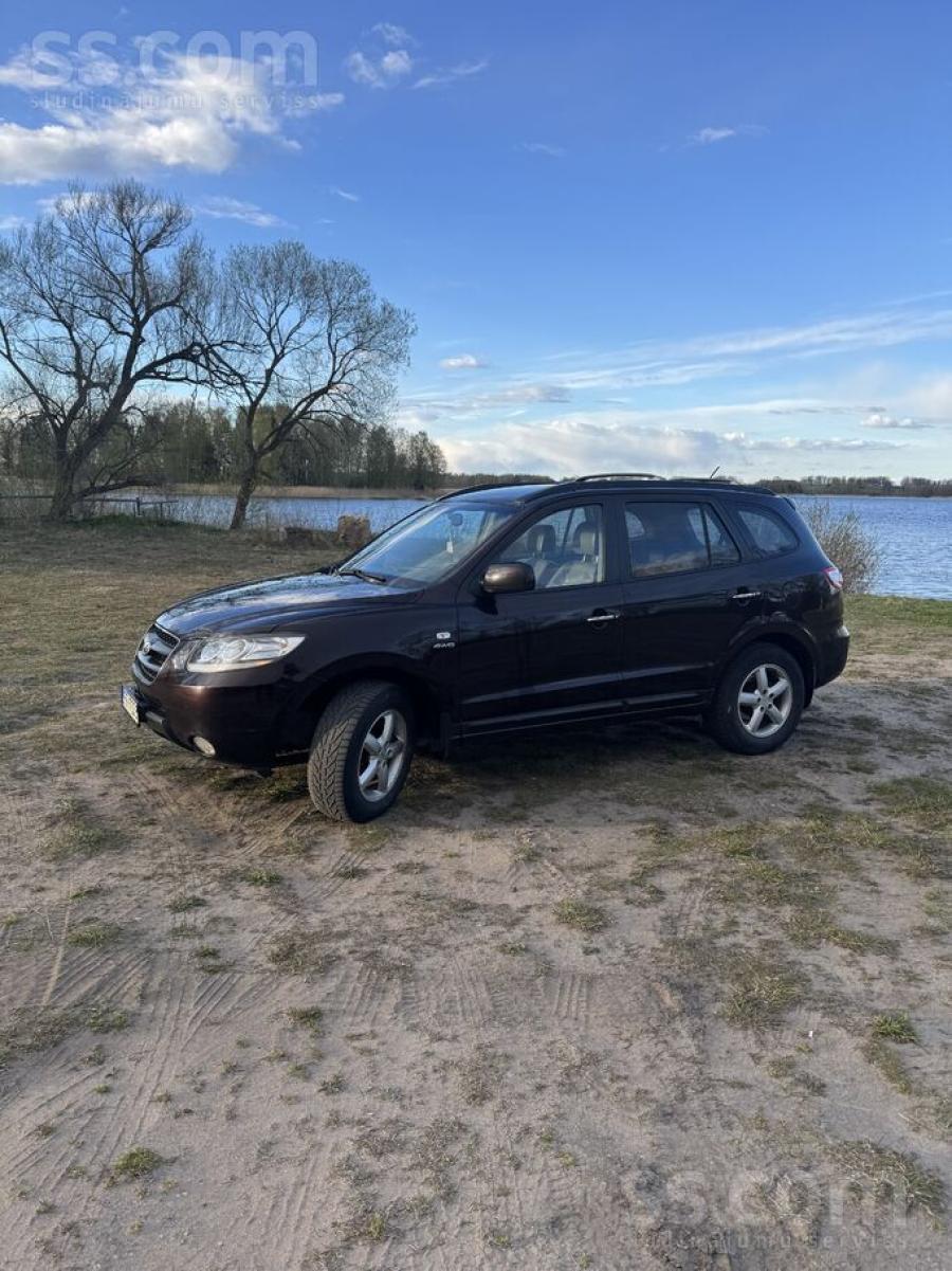 Hyundai Santa Fe 2006 Rēzekne, ar dzinēja tilpumu 2.20 L un nobraukumu 291 tūkst. km par 2900 €, foto 7 vietnē AUTOMOTO.COM.LV