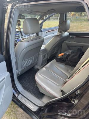 Hyundai Santa Fe 2006 Rēzekne, ar dzinēja tilpumu 2.20 L un nobraukumu 291 tūkst. km par 2900 €, foto 11 vietnē AUTOMOTO.COM.LV