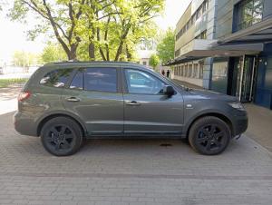 Hyundai Santa Fe 2006 in Riga, with an engine capacity of 2.20 L and mileage of 280 thousand km for 950 €, photo 3 on AUTOMOTO.COM.LV