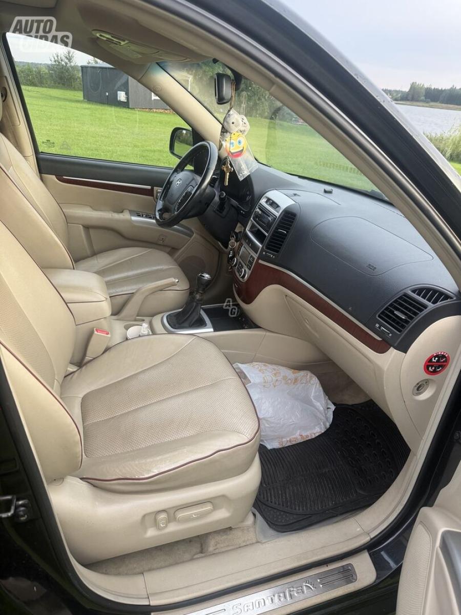 Hyundai Santa Fe 2006 Šauļi, ar dzinēja tilpumu 2.20 L un nobraukumu 231 tūkst. km par 3900 €, foto 7 vietnē AUTOMOTO.COM.LV