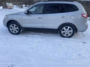 Hyundai Santa Fe 2007 Gulbene, ar dzinēja tilpumu 2.20 L un nobraukumu 0 tūkst. km par 4150 €, foto 5 vietnē AUTOMOTO.COM.LV