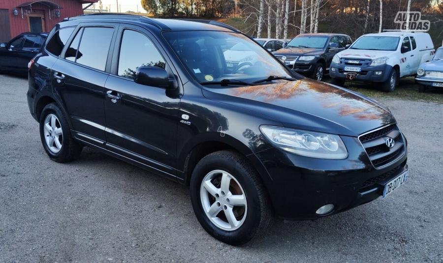 Hyundai Santa Fe 2007 Kretinga, ar dzinēja tilpumu 2.20 L un nobraukumu 287 tūkst. km par 4450 €, foto 2 vietnē AUTOMOTO.COM.LV