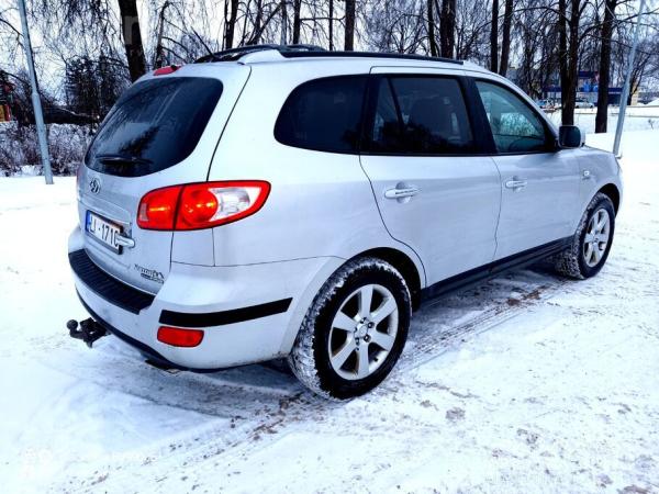 Hyundai Santa Fe 2007 Dobele, ar dzinēja tilpumu 2.20 L un nobraukumu 243 tūkst. km par 3950 €, foto 3 vietnē AUTOMOTO.COM.LV