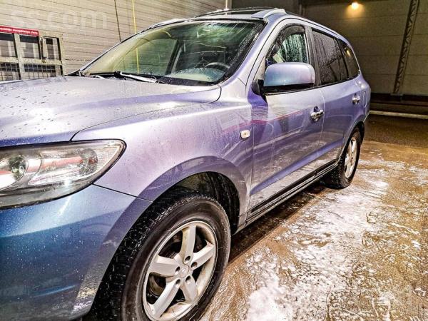 Hyundai Santa Fe 2007 Rīga, ar dzinēja tilpumu 2.20 L un nobraukumu 337 tūkst. km par 2950 €, foto 4 vietnē AUTOMOTO.COM.LV