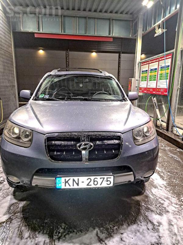 Hyundai Santa Fe 2007 Rīga, ar dzinēja tilpumu 2.20 L un nobraukumu 337 tūkst. km par 2950 €, foto 6 vietnē AUTOMOTO.COM.LV