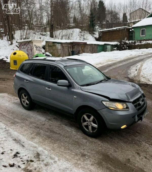 Hyundai Santa Fe 2007 Viļņa, ar dzinēja tilpumu 2.20 L un nobraukumu 259 tūkst. km par 1800 €, foto 2 vietnē AUTOMOTO.COM.LV
