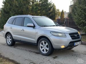 Hyundai Santa Fe 2007 in Jonava, with an engine capacity of 2.20 L and mileage of 313 thousand km for 2200 €, photo 8 on AUTOMOTO.COM.LV