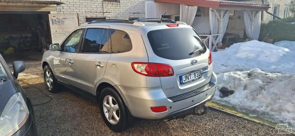 Hyundai Santa Fe 2007 in Siauliai, with an engine capacity of 2.20 L and mileage of 352 thousand km for 2500 €, photo 2 on AUTOMOTO.COM.LV