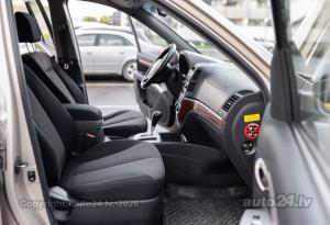 Hyundai Santa Fe 2007 Tallina, ar dzinēja tilpumu 2.70 L un nobraukumu 221 tūkst. km par 3498 €, foto 11 vietnē AUTOMOTO.COM.LV