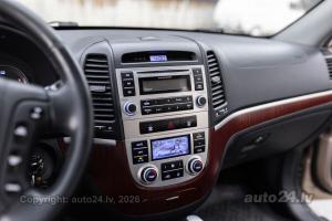 Hyundai Santa Fe 2007 Tallina, ar dzinēja tilpumu 2.70 L un nobraukumu 221 tūkst. km par 3498 €, foto 17 vietnē AUTOMOTO.COM.LV