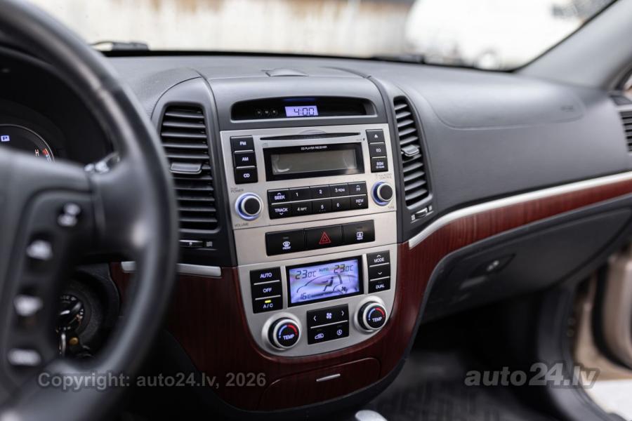 Hyundai Santa Fe 2007 Tallina, ar dzinēja tilpumu 2.70 L un nobraukumu 221 tūkst. km par 3498 €, foto 17 vietnē AUTOMOTO.COM.LV
