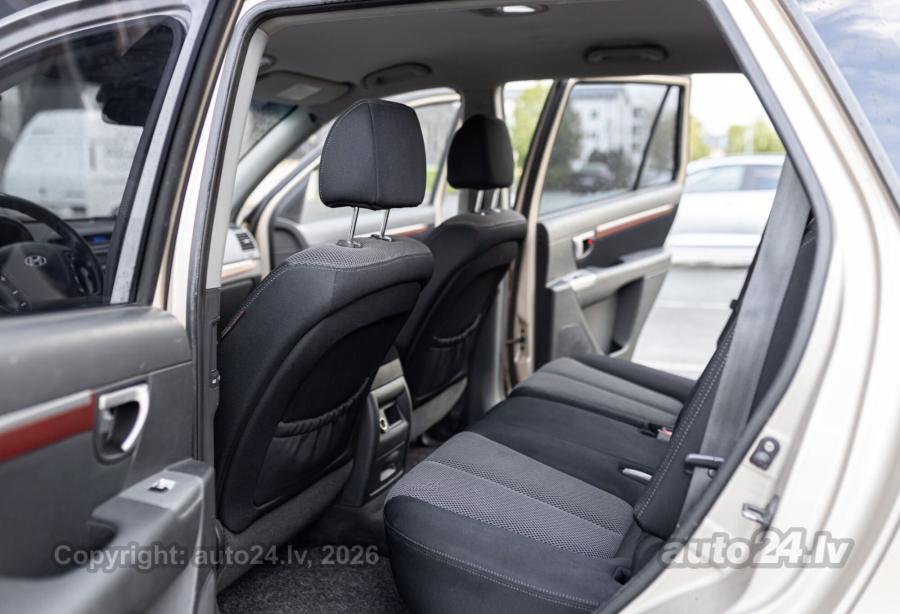 Hyundai Santa Fe 2007 Tallina, ar dzinēja tilpumu 2.70 L un nobraukumu 221 tūkst. km par 3498 €, foto 22 vietnē AUTOMOTO.COM.LV