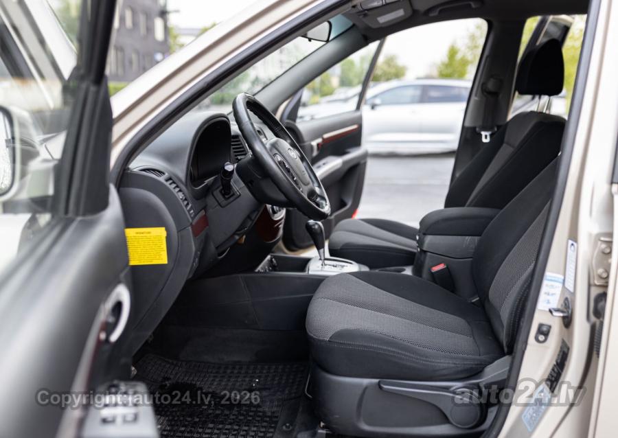 Hyundai Santa Fe 2007 Tallina, ar dzinēja tilpumu 2.70 L un nobraukumu 221 tūkst. km par 3498 €, foto 23 vietnē AUTOMOTO.COM.LV
