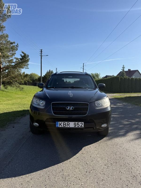 Hyundai Santa Fe 2007 in Marijampole, with an engine capacity of 2.20 L and mileage of 226 thousand km for 3200 €, photo 3 on AUTOMOTO.COM.LV