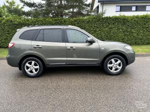 Hyundai Santa Fe 2007 Viļņa, ar dzinēja tilpumu 2.20 L un nobraukumu 320 tūkst. km par 3650 €, foto 5 vietnē AUTOMOTO.COM.LV
